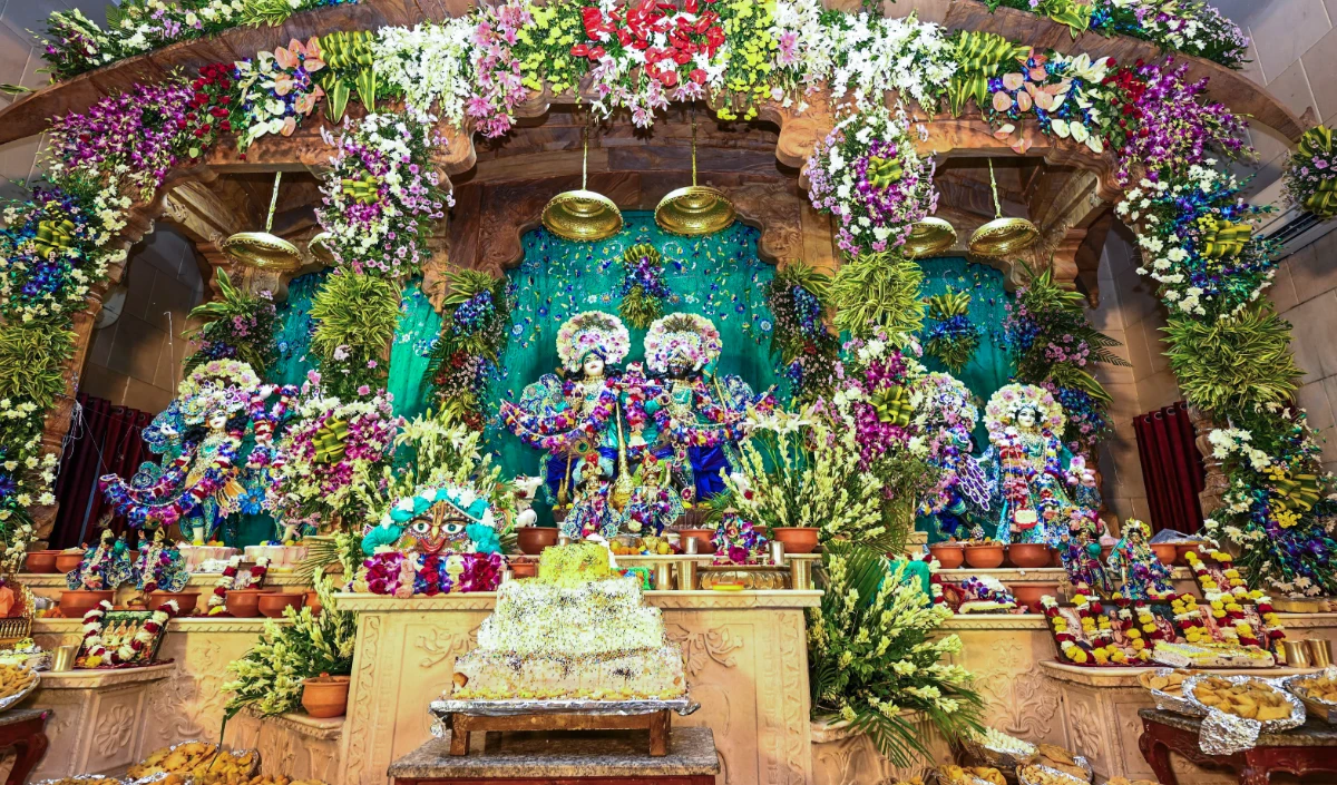 ISKCON Ban In Bangladesh | ‘इस्कॉन एक कट्टरपंथी संगठन है, इसे पर तत्काल ...
